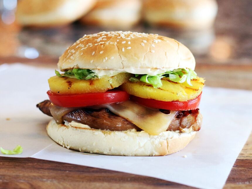 Red Robin Teriyaki Chicken Burger Recipe by Todd Wilbur